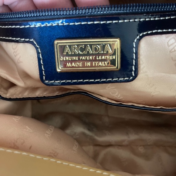 Arcadia | Bags | Arcadia Patent Leather Bag | Poshmark